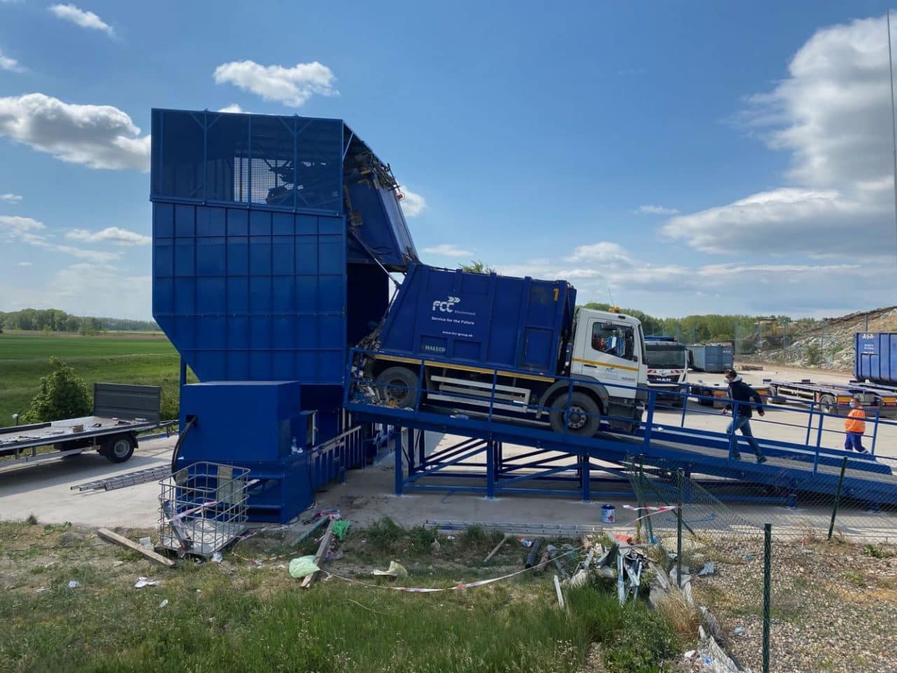MANUAL waste reloading station - IVP.cz